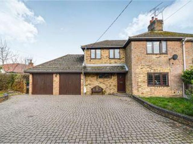 3 Bedrooms Semi detached house for sale in Ashwells Road, Brentwood CM15