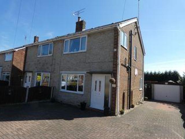 3 Bedrooms Semi detached house for sale in Athorpe Grove, Dinnington, Sheffield S25