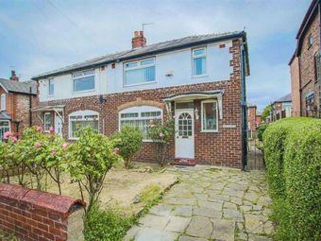 3 Bedrooms Semi detached house for sale in Avondale Drive, Salford M6