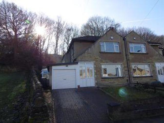 3 Bedrooms Semi detached house for sale in Avondale Road, Shipley BD18