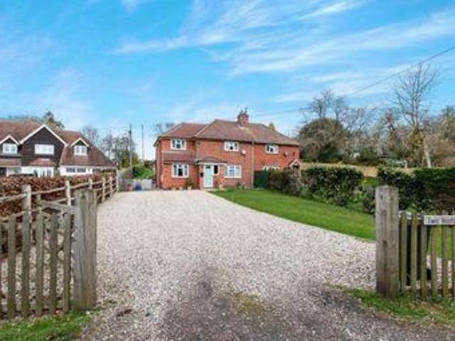 3 Bedrooms Semi detached house for sale in Axford, Basingstoke, Hampshire RG25
