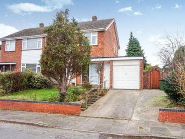 3 Bedrooms Semi detached house for sale in Bowfell Drive, High Lane, Stockport SK6