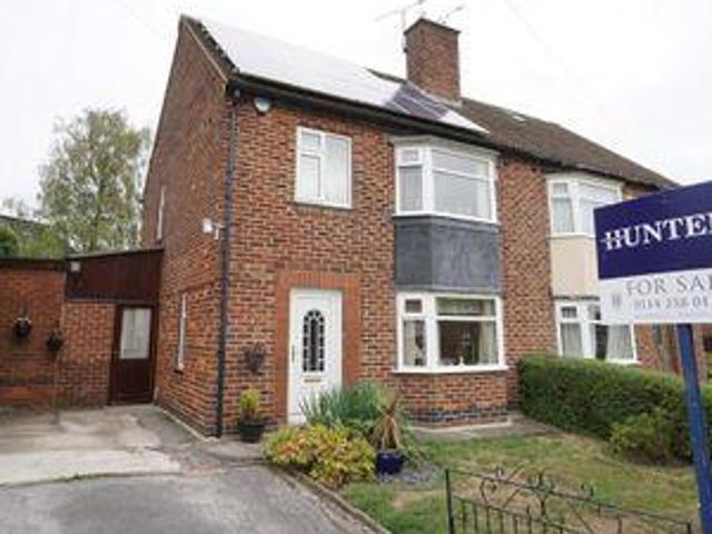3 Bedrooms Semi detached house for sale in Bowman Drive, Charnock, Sheffield S12