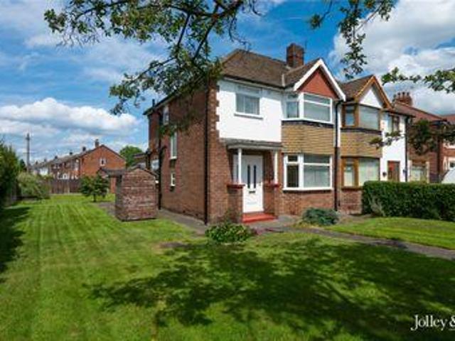 3 Bedrooms Semi detached house for sale in Bolshaw Road, Heald Green, Cheadle, Cheshire SK8