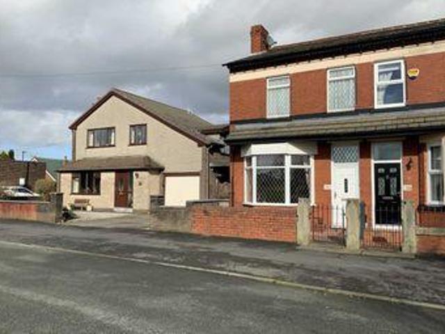 3 Bedrooms Semi detached house for sale in Bolton Road, Aspull, Wigan WN2
