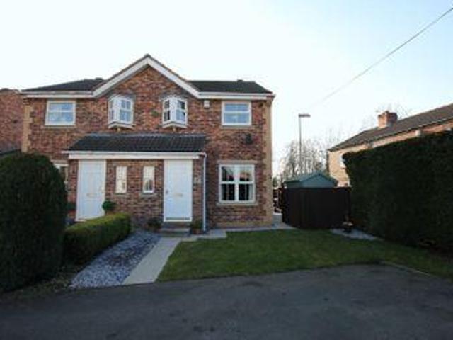 3 Bedrooms Semi detached house for sale in Back Lane, Allerton Bywater, Castleford WF10