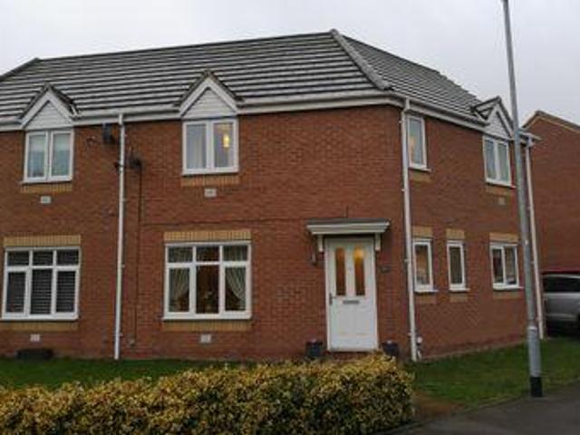 3 Bedrooms Semi detached house for sale in Balata Way, Stretton, Burton On Trent DE13