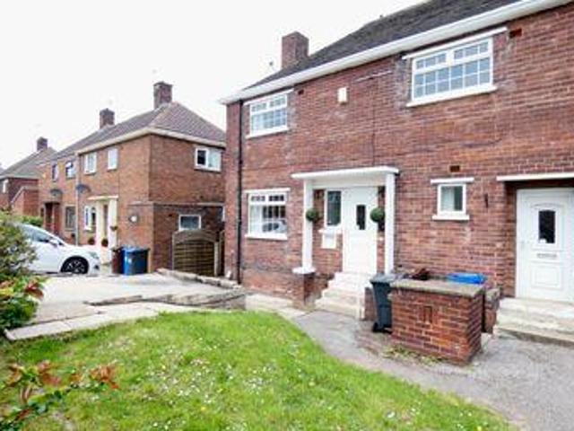 3 Bedrooms Semi detached house for sale in Basegreen Drive, Sheffield S12