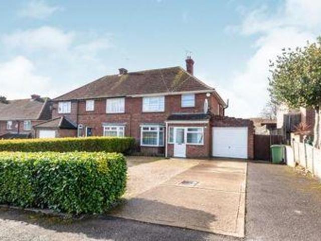 3 Bedrooms Semi detached house for sale in Basingstoke, Hampshire RG21