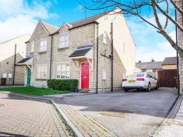 3 Bedrooms Semi detached house for sale in Beverley Close, Normanton WF6