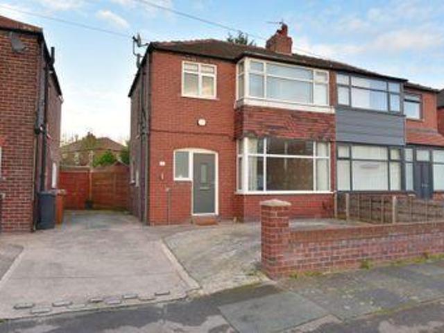 3 Bedrooms Semi detached house for sale in Beverley Road, Offerton, Stockport, Cheshire SK2