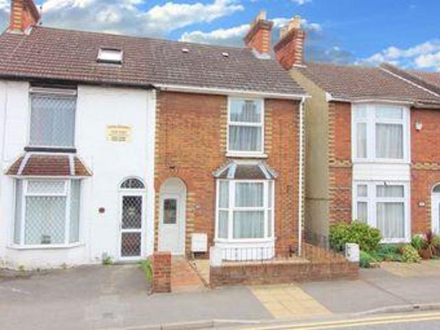 3 Bedrooms Semi detached house for sale in Beaver Road, Ashford TN23