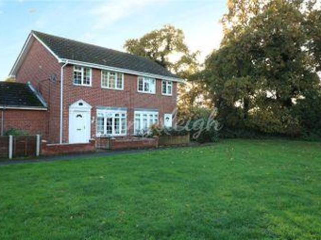 3 Bedrooms Semi detached house for sale in Becker Road, Colchester, Essex CO3