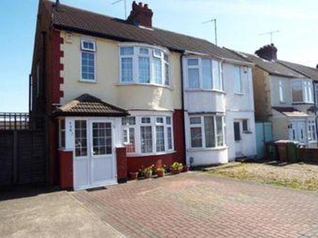 3 Bedrooms Semi detached house for sale in Beechwood Road, Luton, Bedfordshire LU4