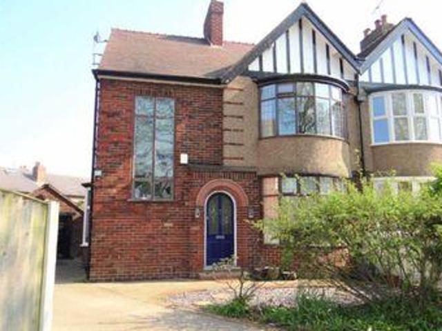 3 Bedrooms Semi detached house for sale in Beech Crescent, Leigh, Lancashire WN7