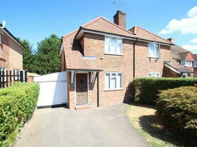 3 Bedrooms Semi detached house for sale in Beech Grove, Guildford, Surrey GU2