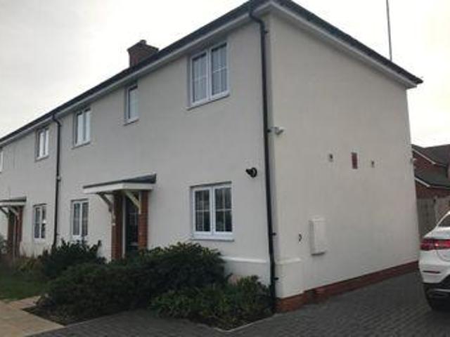 3 Bedrooms Semi detached house for sale in Beeches Road, Chelmsford CM1