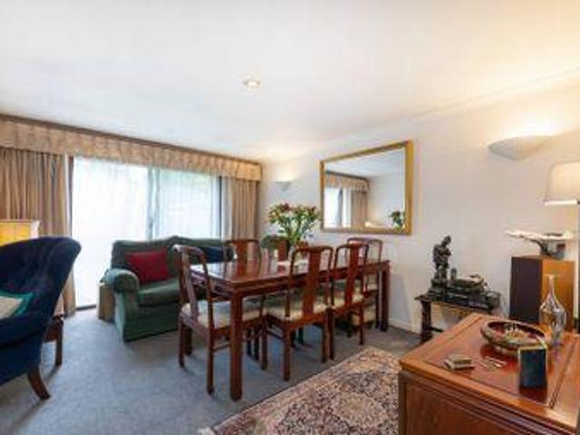 3 Bedrooms Semi detached house for sale in Benhurst Lane, Streatham, London SW16