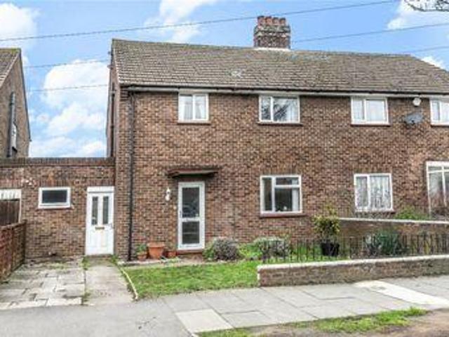 3 Bedrooms Semi detached house for sale in Berkeley Road, Elstow, Bedford MK42