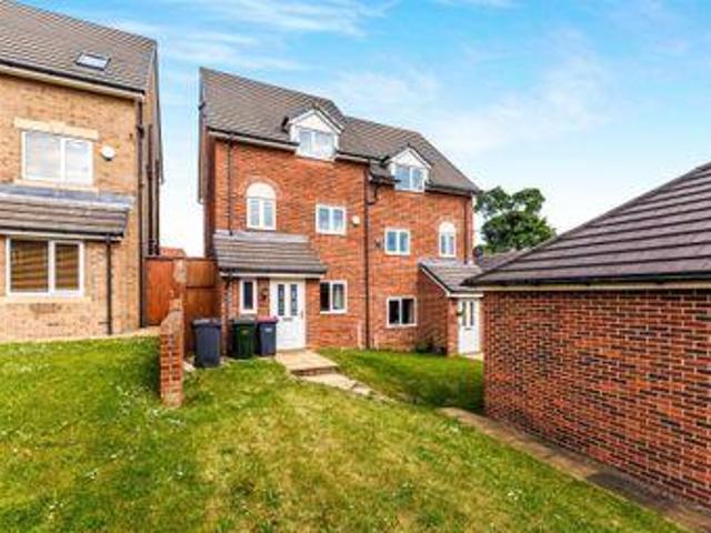 3 Bedrooms Semi detached house for sale in Berry Drive, Kiveton Park, Sheffield S26