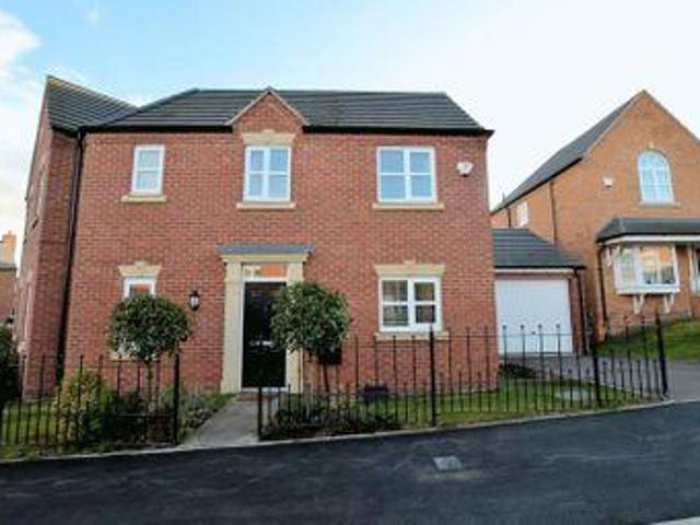 3 Bedrooms Semi detached house for sale in Bhullar Way, Oldbury B69
