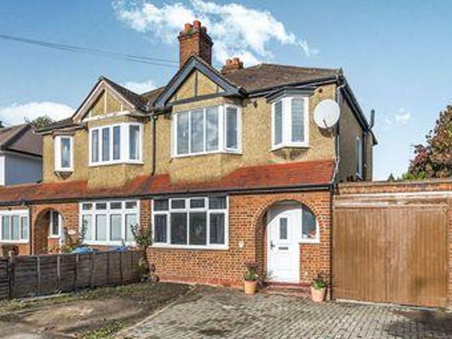 3 Bedrooms Semi detached house for sale in Birchwood Avenue, Wallington SM6