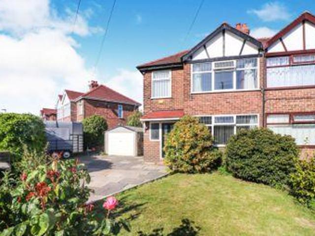 3 Bedrooms Semi detached house for sale in Bruce Avenue, Warrington WA2
