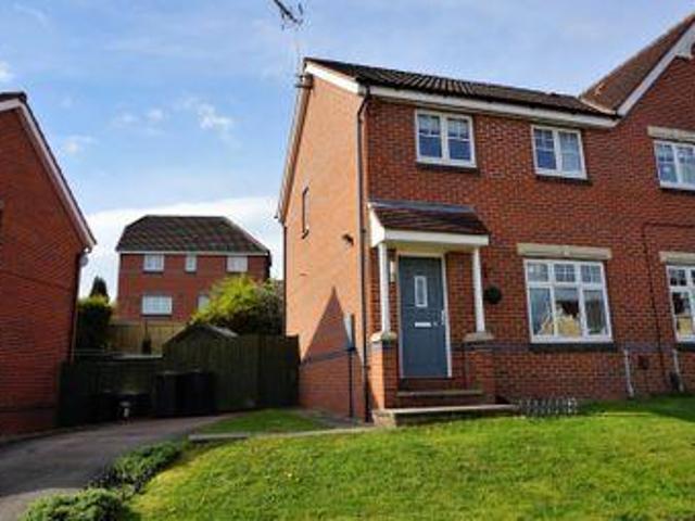 3 Bedrooms Semi detached house for sale in Bramble Close, Harrogate HG3