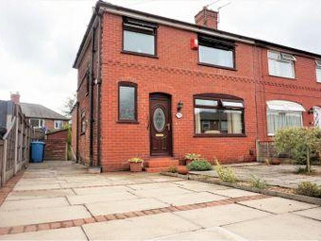 3 Bedrooms Semi detached house for sale in Branksome Drive, Salford M6