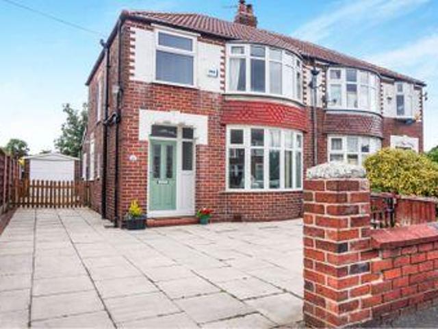 3 Bedrooms Semi detached house for sale in Brantingham Road, Manchester M21