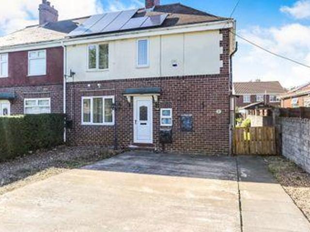3 Bedrooms Semi detached house for sale in Breck Lane, Dinnington, Sheffield S25