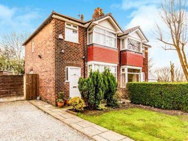 3 Bedrooms Semi detached house for sale in Brinnington Road, Brinnington, Stockport, Cheshire SK5