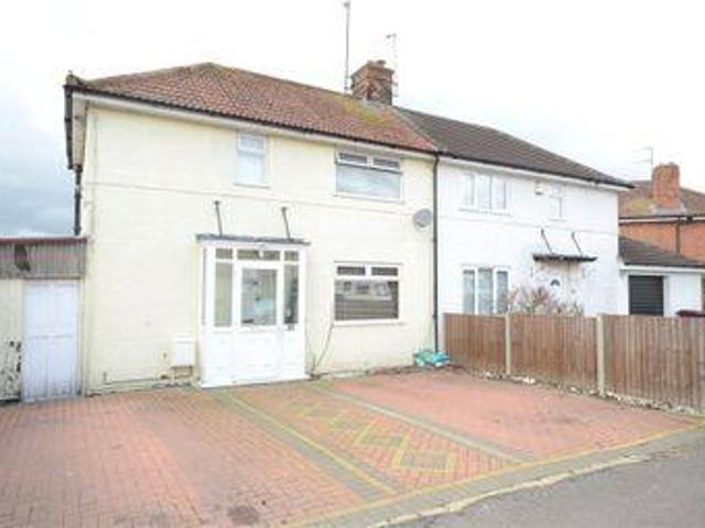 3 Bedrooms Semi detached house for sale in Brixham Road, Reading, Berkshire RG2