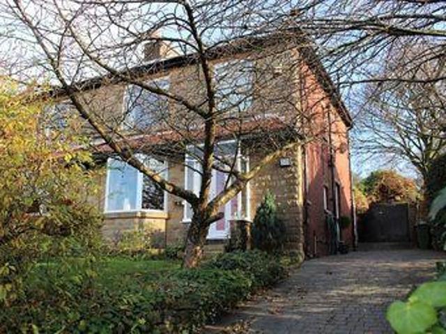 3 Bedrooms Semi detached house for sale in Broadbottom Road, Mottram, Hyde SK14