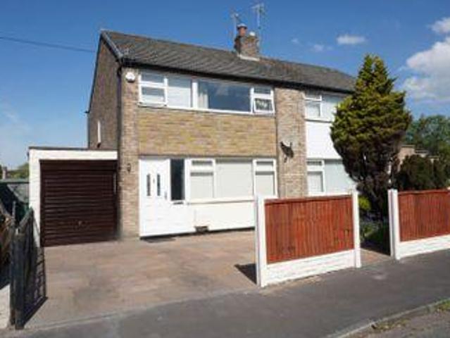 3 Bedrooms Semi detached house for sale in Brook Drive, Manchester M29