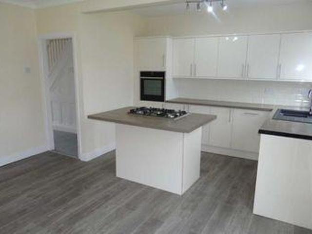 3 Bedrooms Semi detached house for sale in Brookfield Street, Leigh WN7