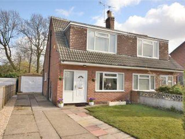 3 Bedrooms Semi detached house for sale in Brookhill Avenue, Leeds LS17