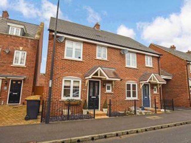 3 Bedrooms Semi detached house for sale in Brooklands Avenue, Wixams, Bedford MK42