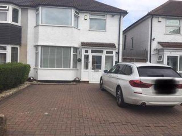 3 Bedrooms Semi detached house for sale in Brooklands Road, Birmingham B28