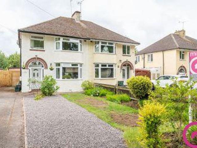 3 Bedrooms Semi detached house for sale in Brooklyn Road, Cheltenham GL51