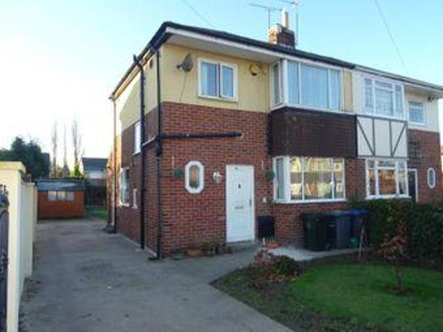 3 Bedrooms Semi detached house for sale in Bromford Road, Bradford, West Yorkshire BD4
