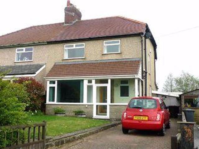 3 Bedrooms Semi detached house for sale in Brown Edge Road, Buxton, Derbyshire SK17