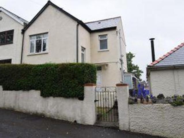 3 Bedrooms Semi detached house for sale in Buttrills Road, Barry CF62