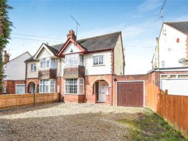 3 Bedrooms Semi detached house for sale in Burghfield Road, Reading, Berkshire RG30