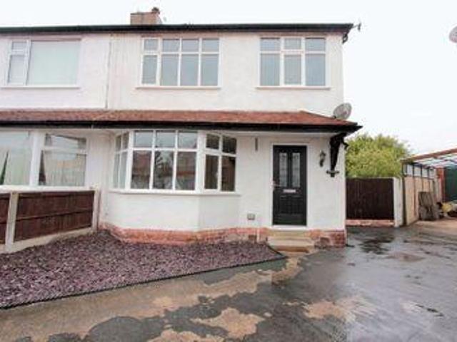 3 Bedrooms Semi detached house for sale in Burlington Crescent, Rhyl LL18