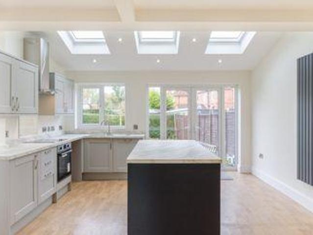 3 Bedrooms Semi detached house for sale in Burnholme Avenue, York YO31