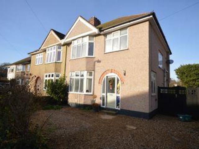 3 Bedrooms Semi detached house for sale in Burns Crescent, Chelmsford CM2