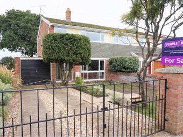 3 Bedrooms Semi detached house for sale in Burrows Close, Southgate SA3