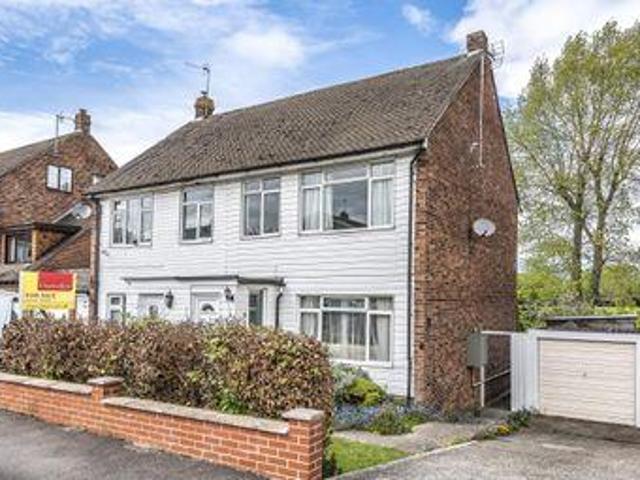 3 Bedrooms Semi detached house for sale in Burrell Road, Newbury RG20