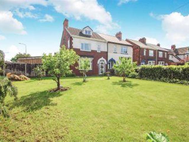 3 Bedrooms Semi detached house for sale in Burringham Road, Scunthorpe DN17
